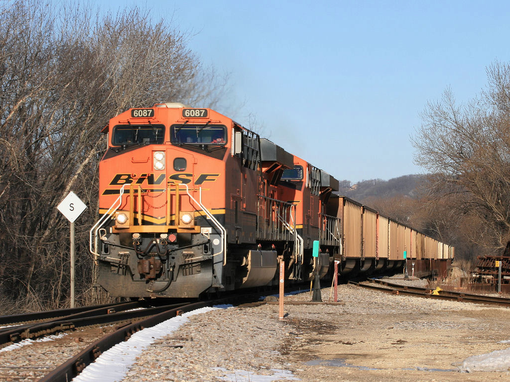 BNSF 6087